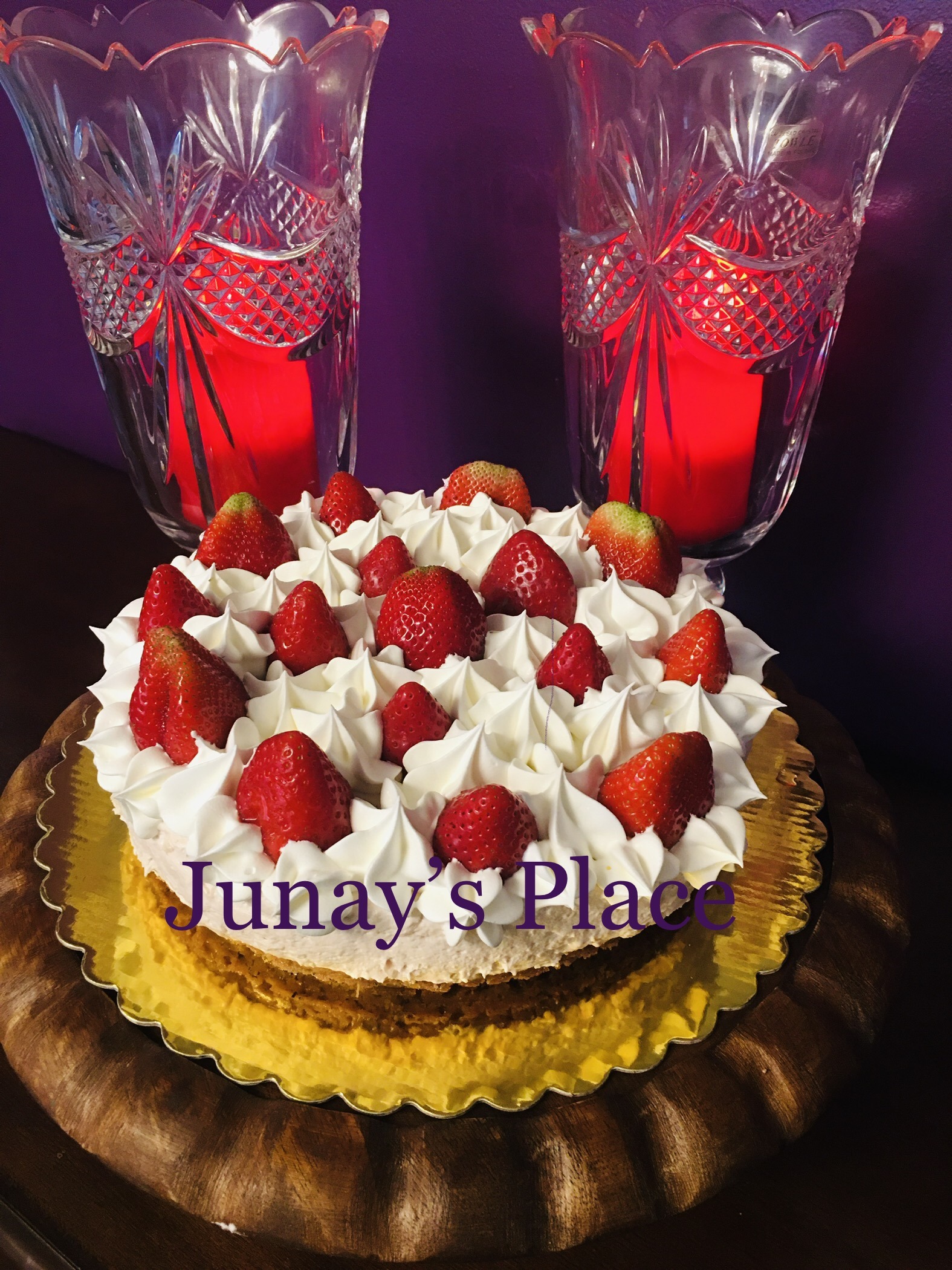 Strawberry Cheesecake - JUNAY'S PLACE